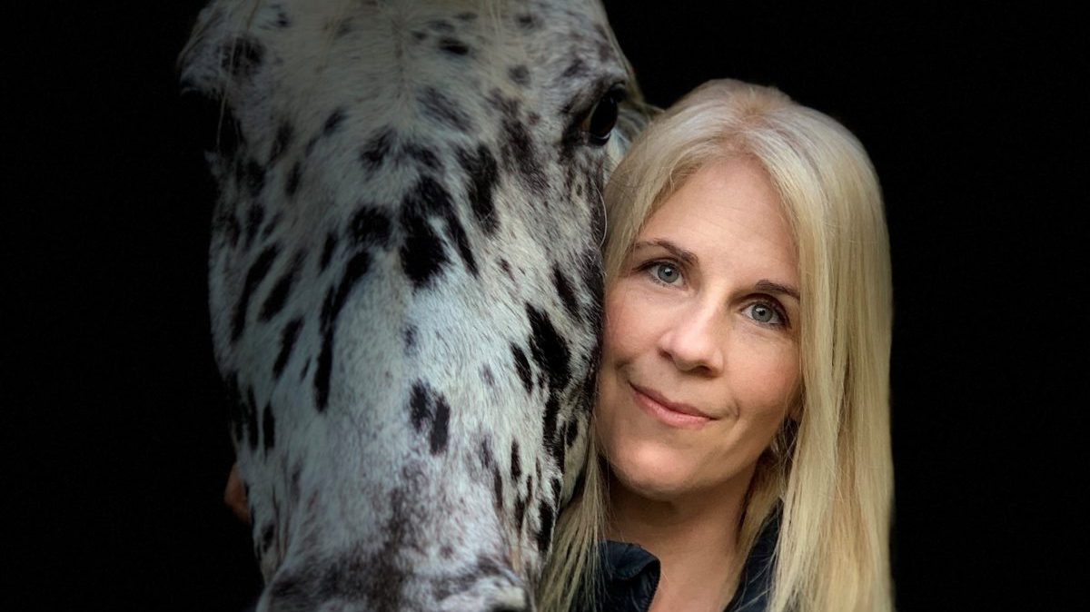 Gender and/in Animal History - A Masterclass with Prof. Sandra Swart ...
